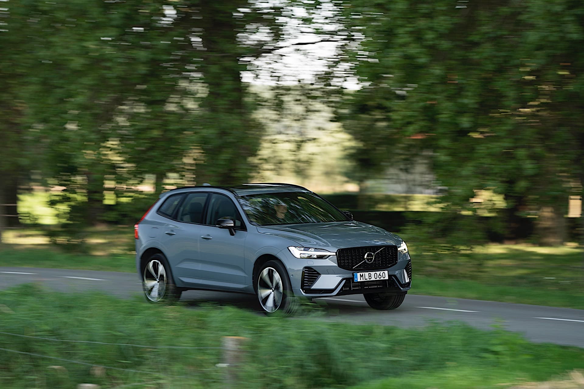 Volvo and Polestar won’t have dedicated BEV platforms until 2023 - EV Pulse