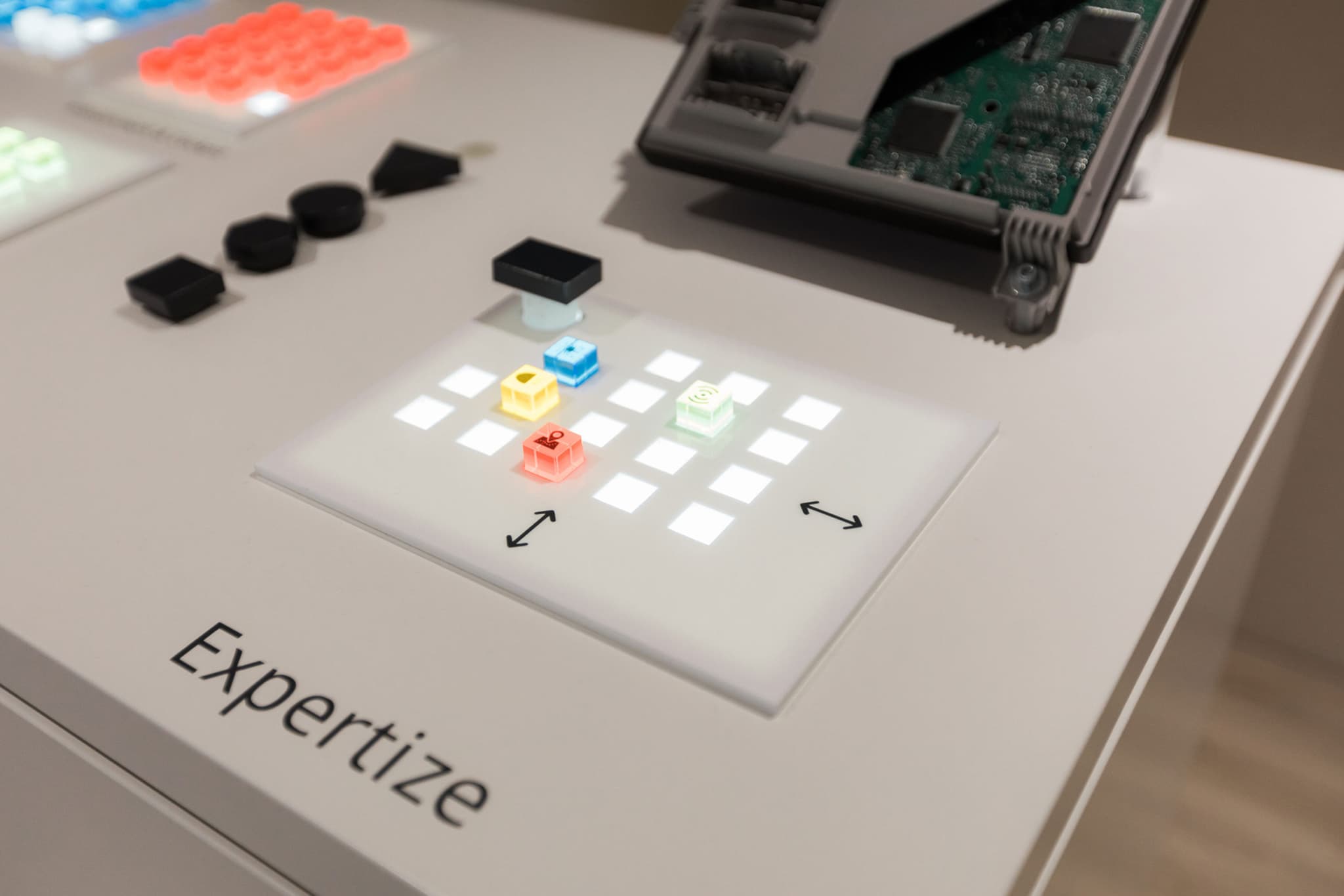 Forvia’s zonal modules reduce electrical system complexity, weight and ...