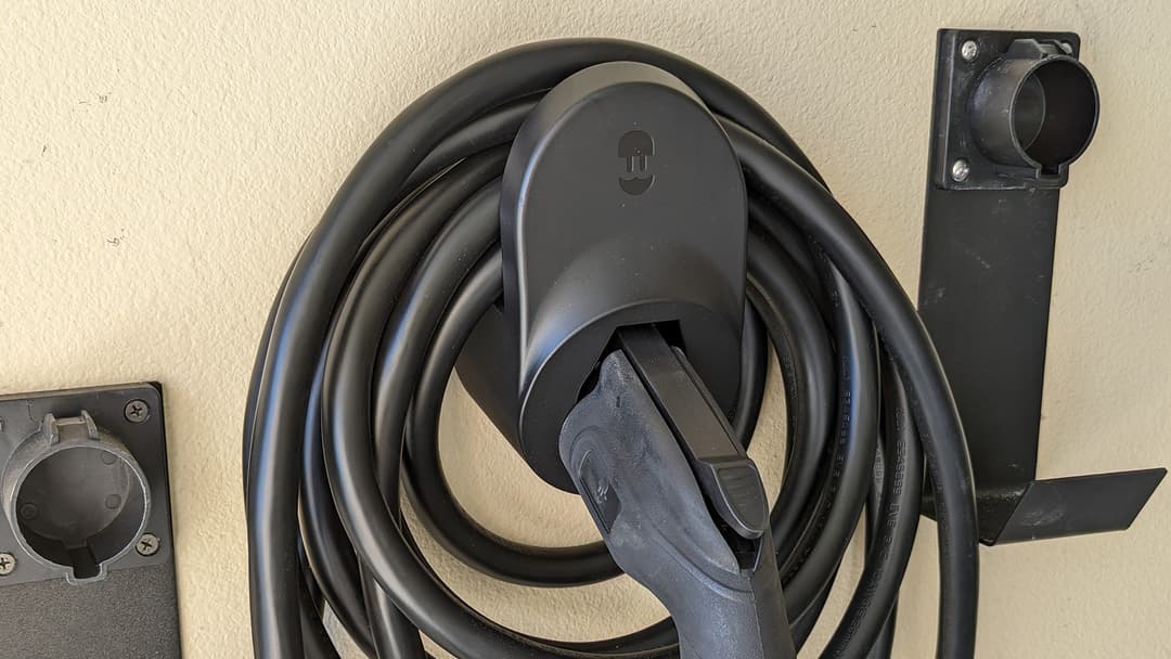 How can I better organize and store my EV charging cable? - EV Pulse