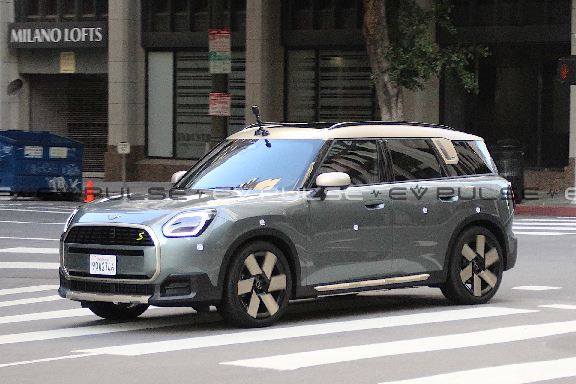 2025 MINI Countryman SE ALL4 revealed in spy photos ahead of debut - EV ...