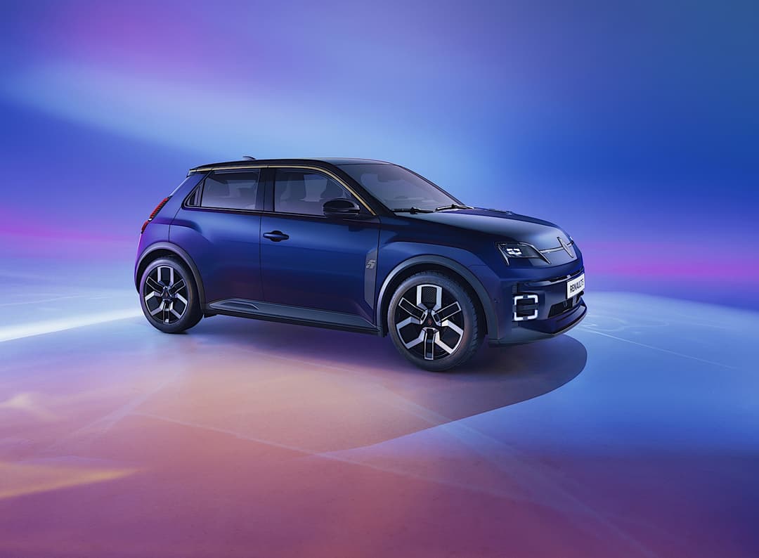 The Renault 5 E-Tech Electric: Bridging heritage and innovation - EV Pulse