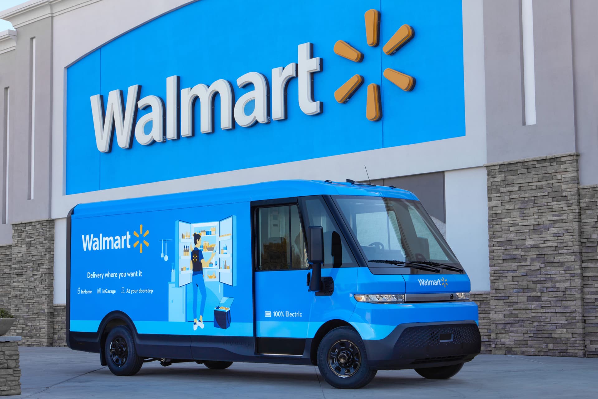 BrightDrop expands FedEx collaboration, announces Walmart as a new ...