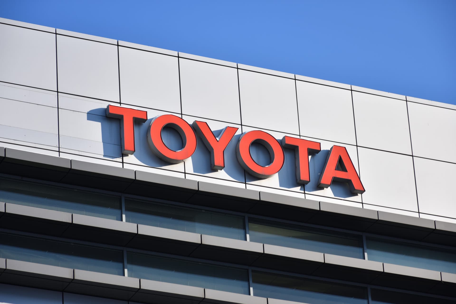 Toyota developing its own automotive software platform by 2025: Report ...
